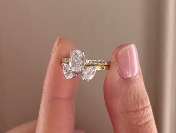 Oval Cut Solitaire Wedding Ring Set, Toi Et Moi Two Stone Open Wedding ...