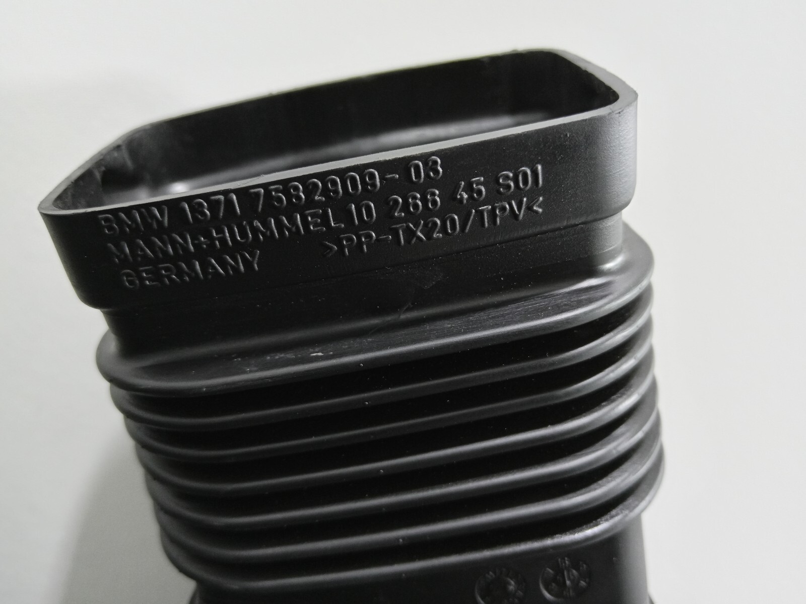 BMW GENUINE Z4 E89 AIR INTAKE SUCTION HOOD 1.8i 2.0i 2.3i 2.8i 3.0i ...