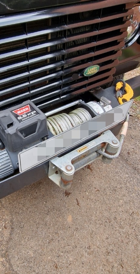 Land Rover Defender Winch Bumper & WARN 9.5XP Winch. Marlow Rope ...
