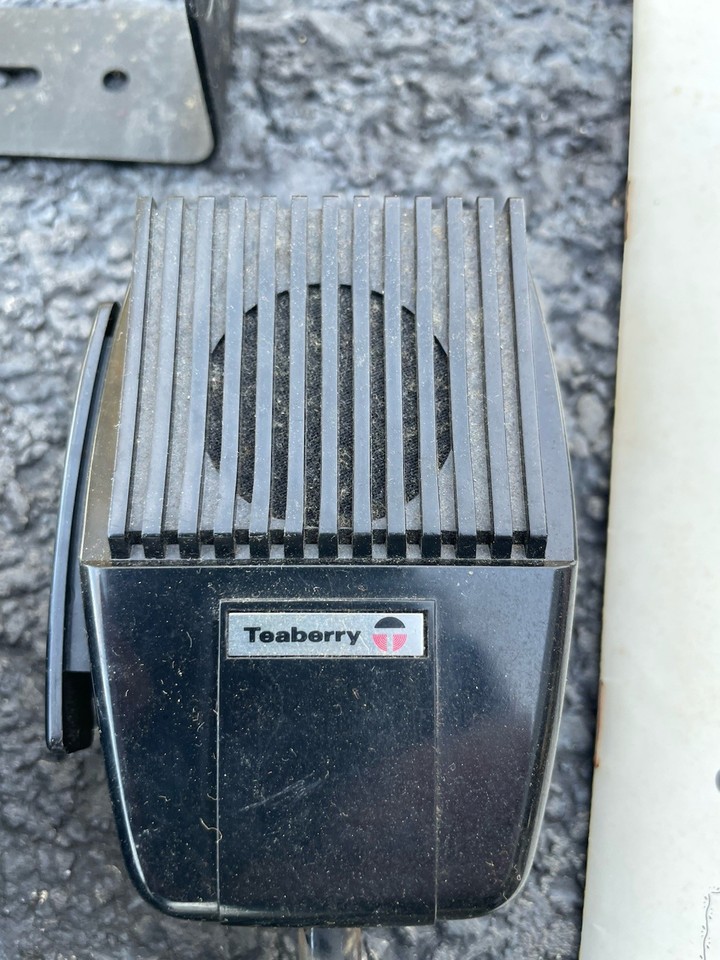 Vintage 1970s Teaberry Mighty T CB Radio 23 Ch Transceiver W/Mount New ...