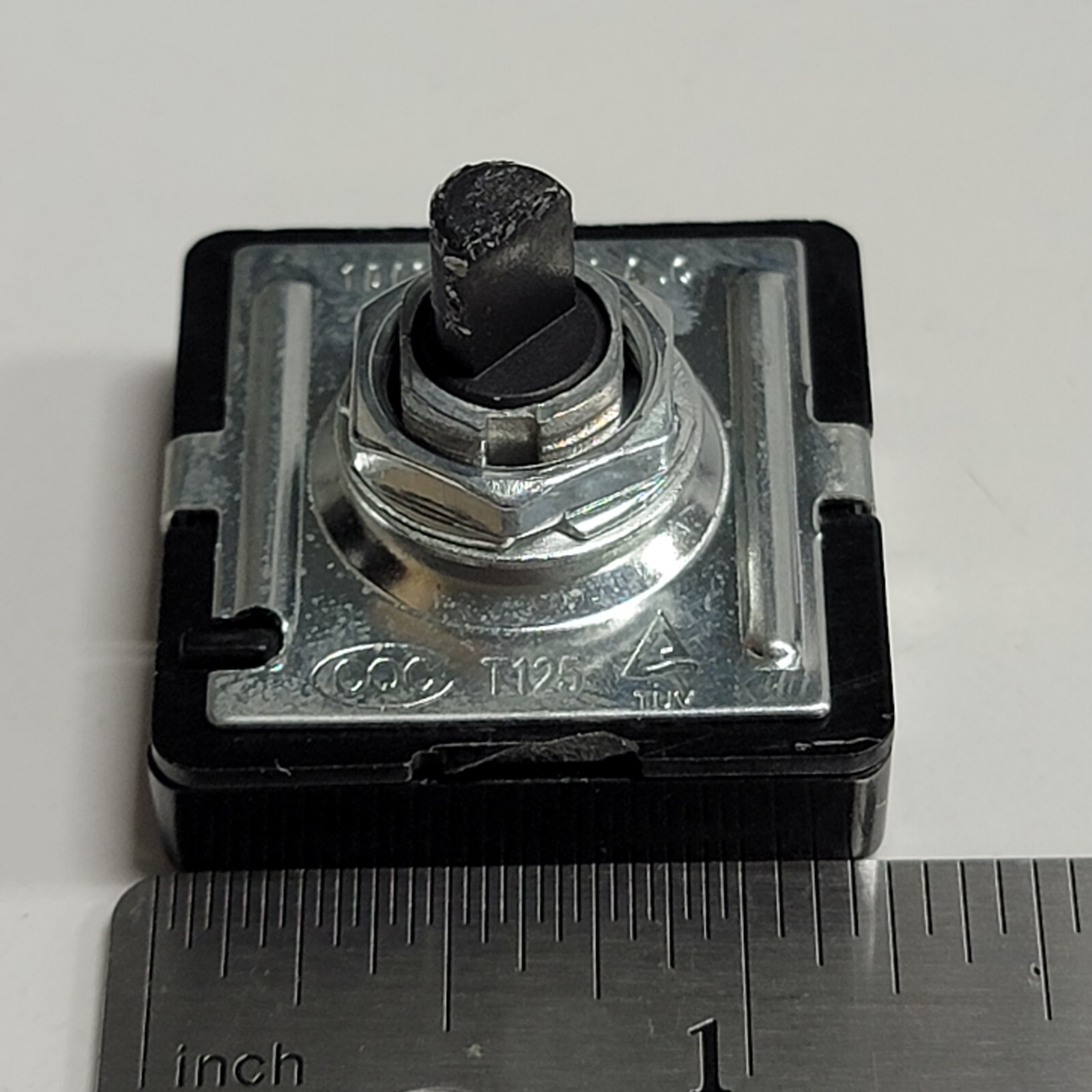 NEW TUOWEI B3400 13A-120VAC CQC T125 L/1/2/3 Connector Rotary Type ...
