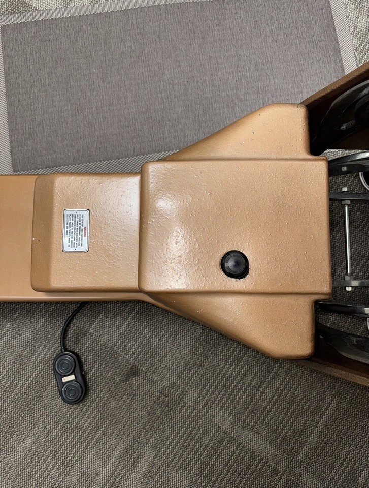 Zenith HYLO Model 220 Terminal Point Chiropractic Adjustment Table | eBay