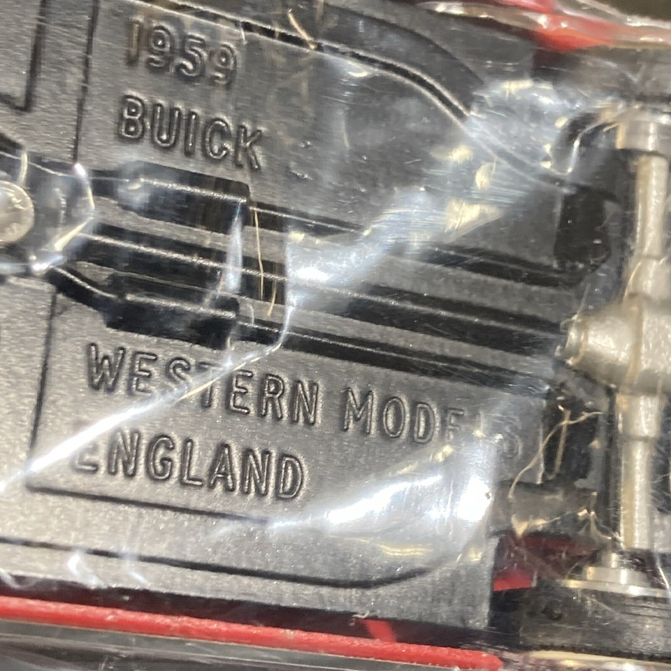 1959 BUICK INVICTA WESTERN MODELS 1/43 DIE-CAST MODEL NEW BOX CAR ...