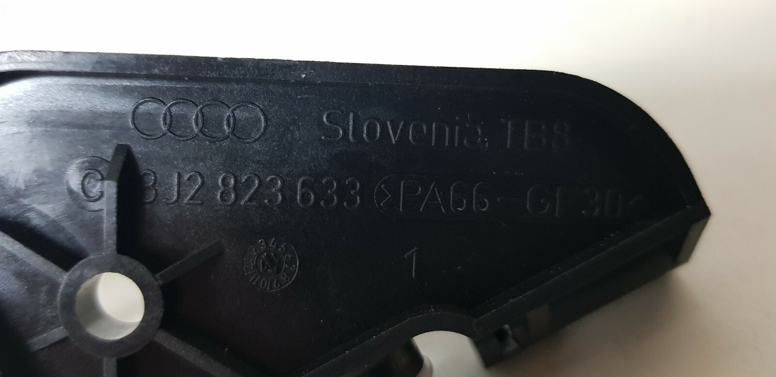 Genuine Audi TT MK2 07-14 Soul Black Bonnet Release Handle & Bracket ...