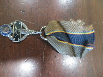 AMERICAN LEGION AWARD TORN RIBBON PIN VERY OLD | eBay