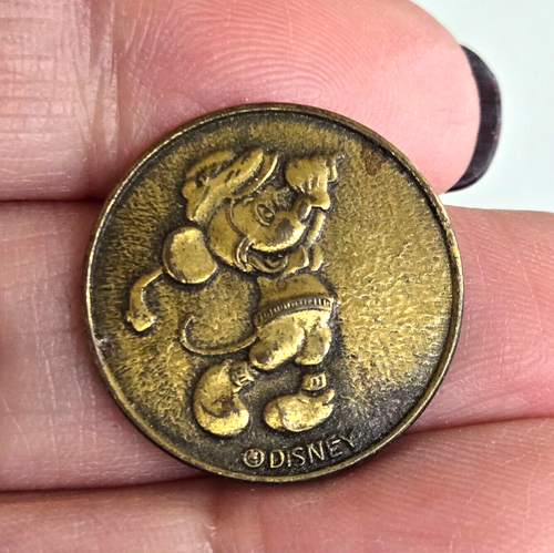 Vintage Disney Golf Mickey Mouse Brass Pocket Token Coin 7/8" Marker ...