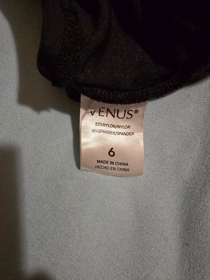NWOT Venus Women's Sporty Swim Top, size 6 | eBay