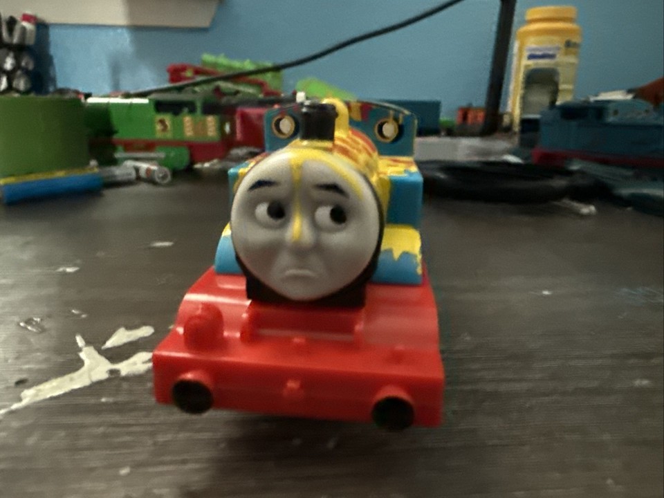 Thomas & Friends Trackmaster Hit Toys Paint Splattered Thomas 2006 ...