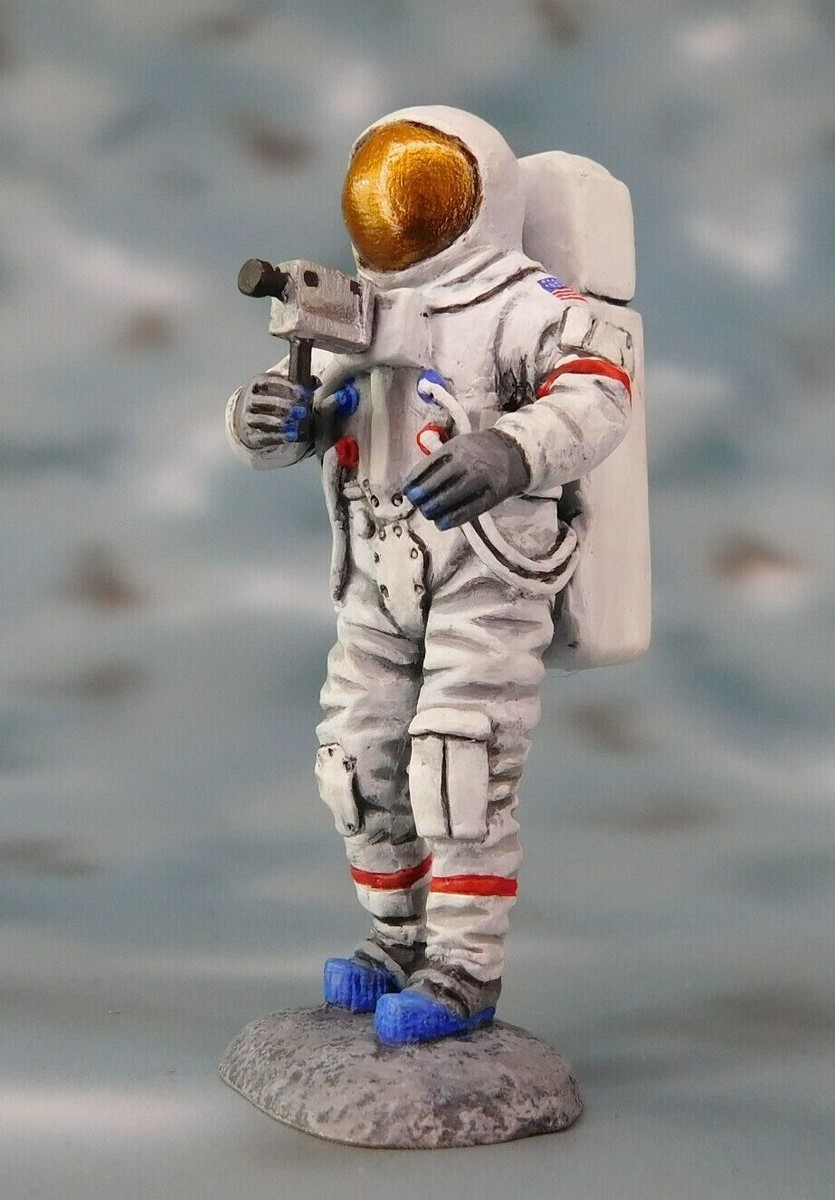 Nasa Miniature