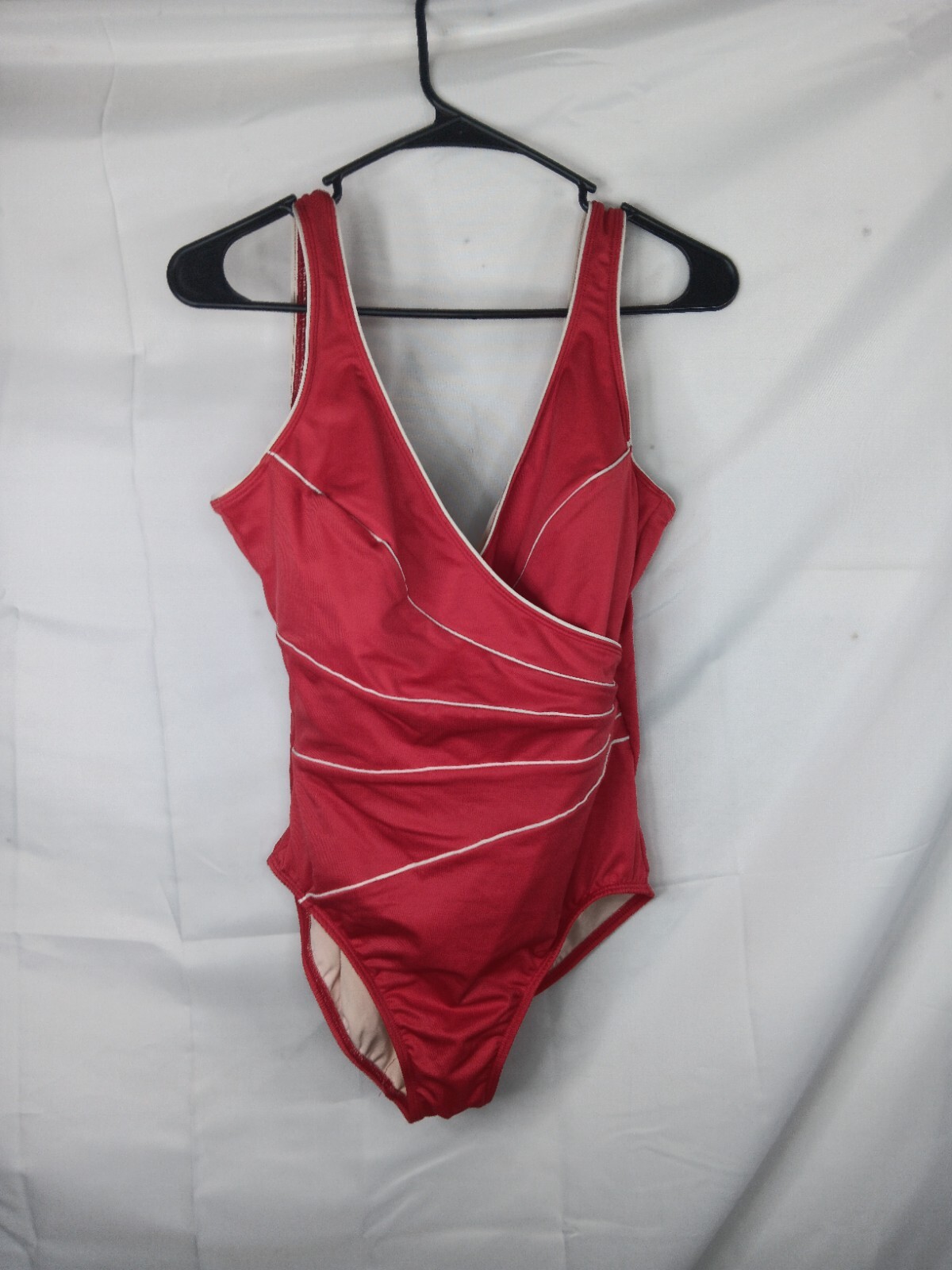 Miraclesuit SCARLET RED Tummy Control Horizon One-Pie… - Gem