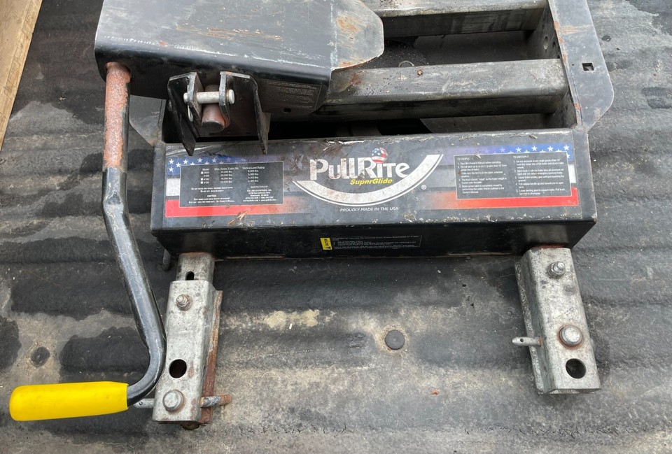 Pullrite 4400 20K SuperGlide 5th Wheel Slider Hitch Short Bed, With ...