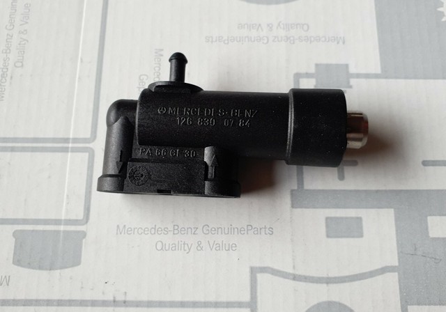 MERCEDES BENZ 320 SLK R170 Thermo Valve Water Heater Assembly ...