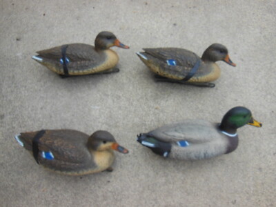 Duck Decoy w String & Anchor Plastic carry lite 3 FEMALE & 1 MALE ...