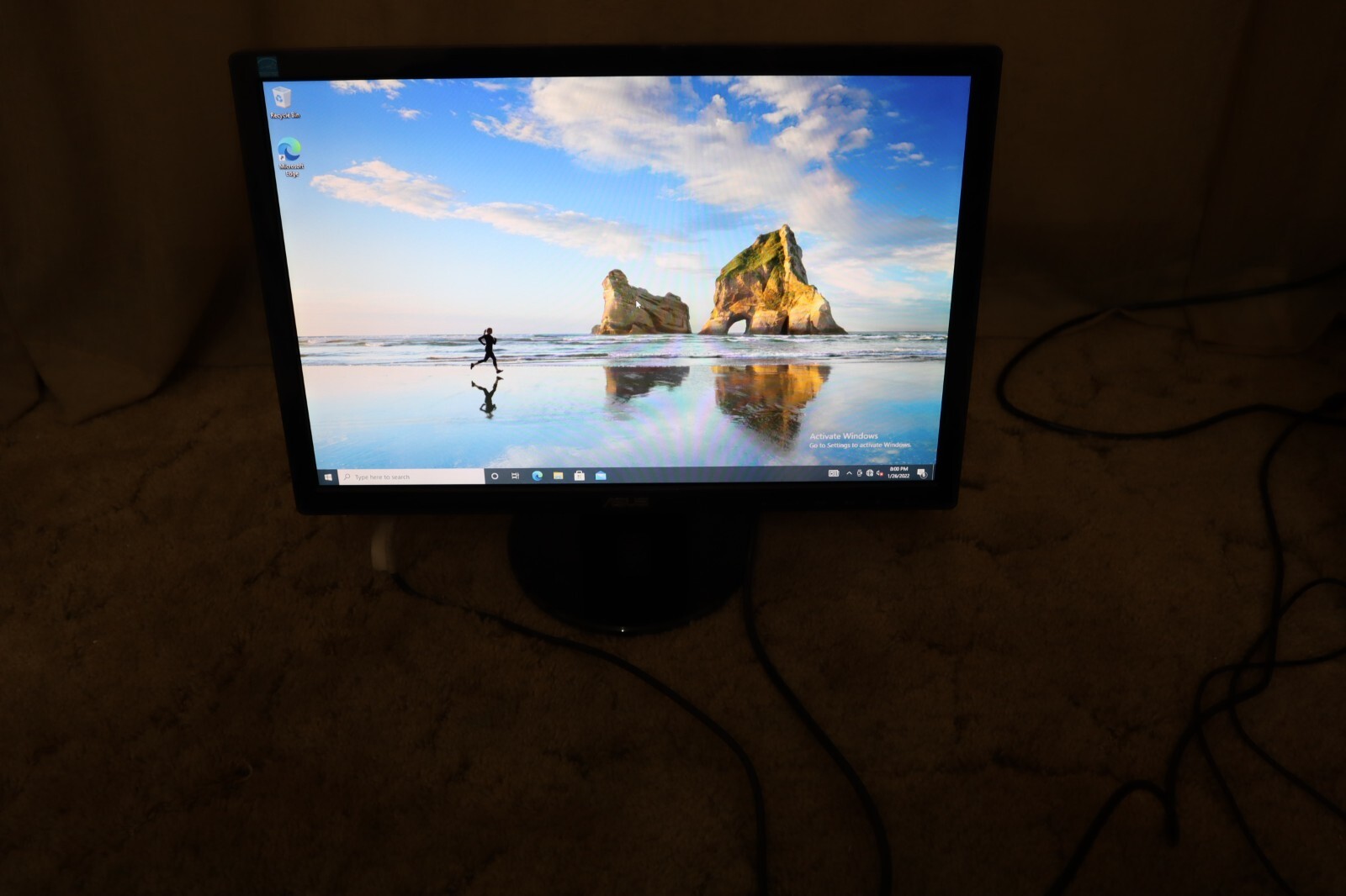 ASUS VE198T 19" 1440x900 WXGA+ 16:10 LCD LED DVI VGA Computer Monitor w ...