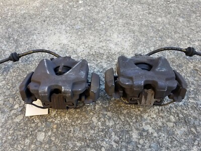BMW E90 E91 E92 328i Brake front caliper housing left right 6778145 ...