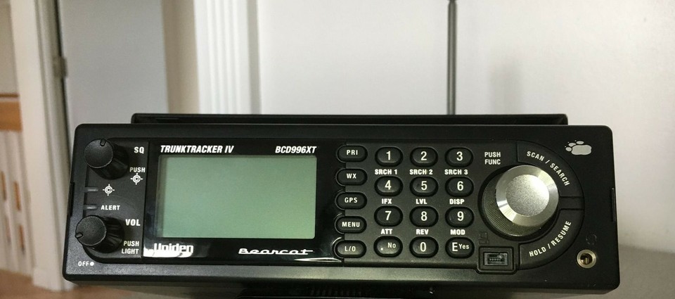 Uniden Bearcat BCD996XT P25 Digital Trunktracker IV Mobile Base Scanner ...