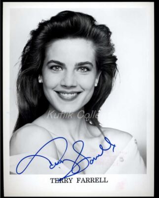 Terry Farrell - Signed Autograph Headshot Photo - Star Trek - Deep ...