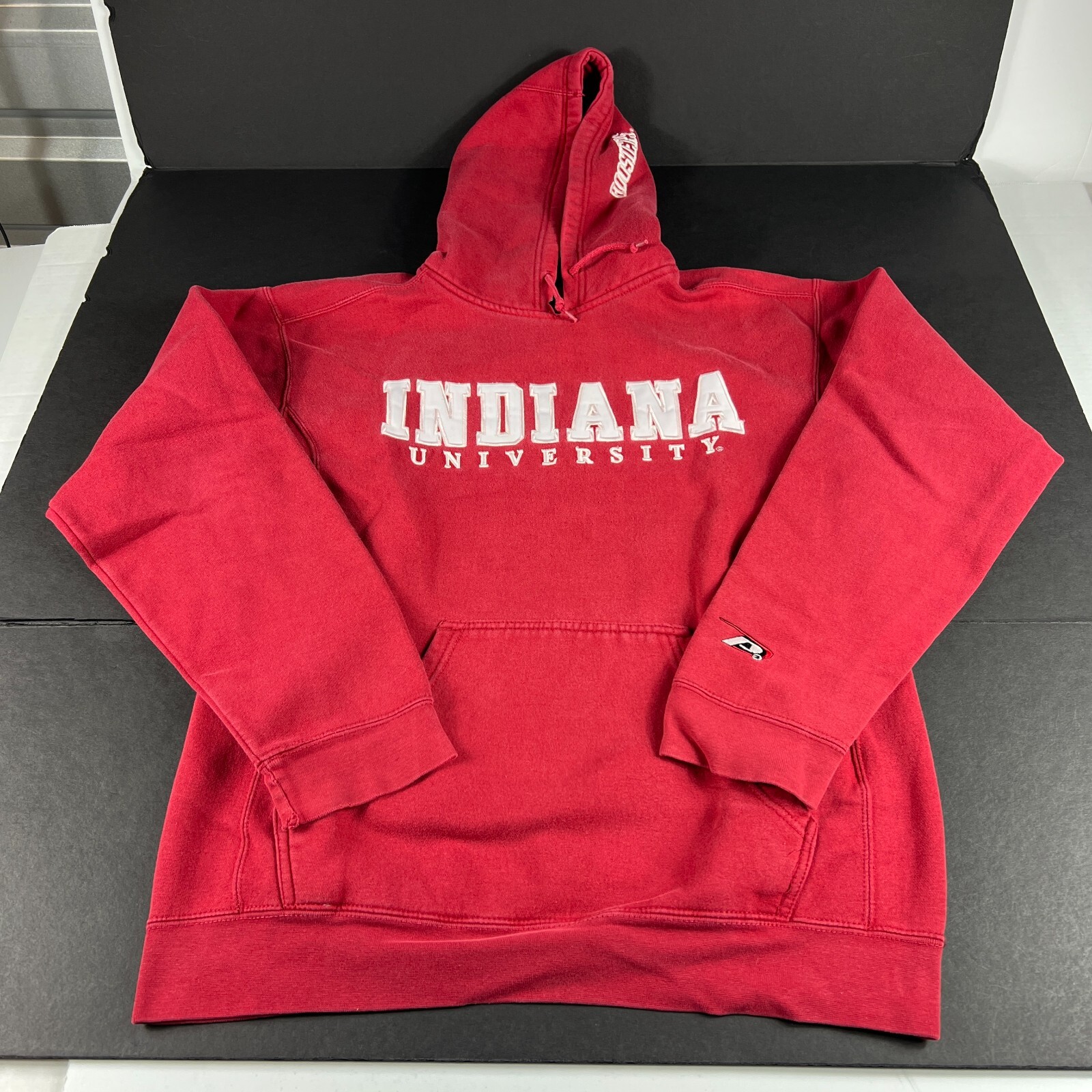 VTG Pro Player Indiana Hoosier Sweatshirt Medium Red Faded Spell Out ...