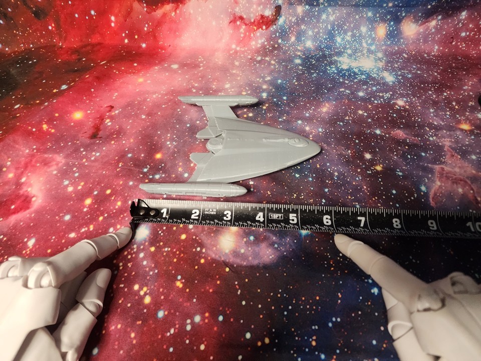 The Galactic Starport Federation Ganges Class PLA Model | eBay