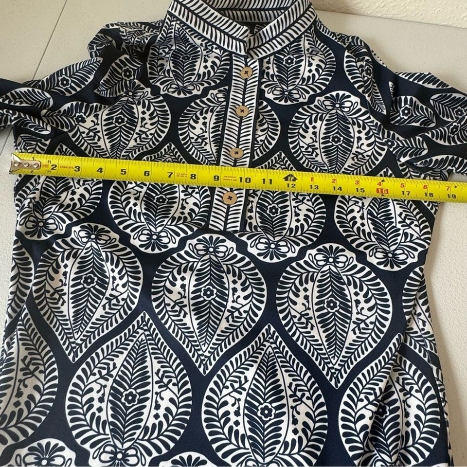 Gretchen Scott Jersey Mandarin Dress Navy and White Leaf Pattern Dress ...