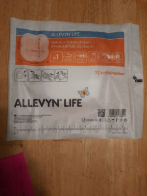 Allevyn Life Bordered Foam Dressing 6x1/16" x 6x1/16", #66801069 | eBay