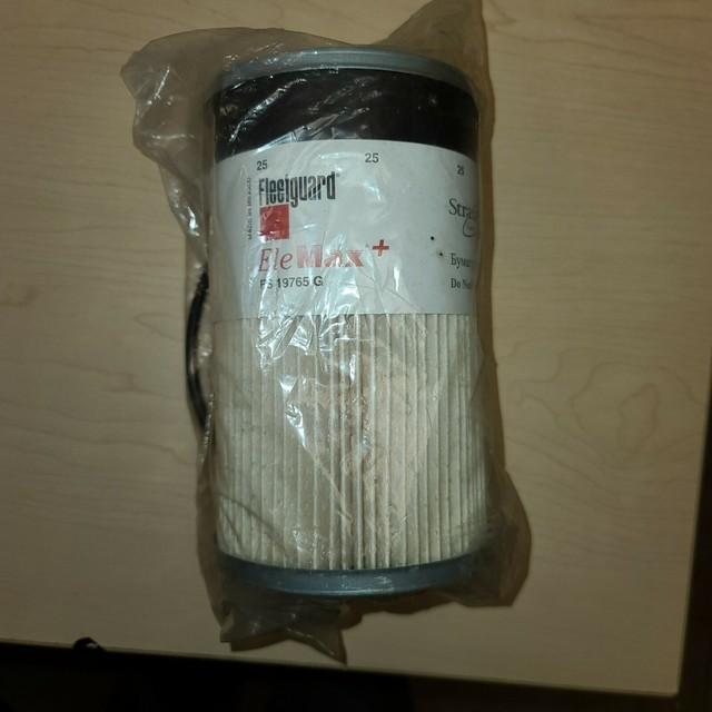 FS19765G Fleetguard Bio Diesel Fuel Filter Davco VOLVO Mack Fs19765 ...