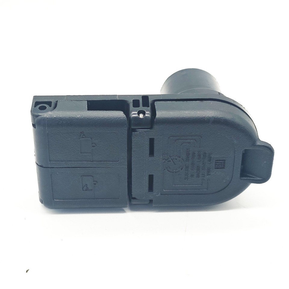 For 2020-2022 Silverado Sierra Hitch Receptacle 13526856 7 Pin w/ Dual ...