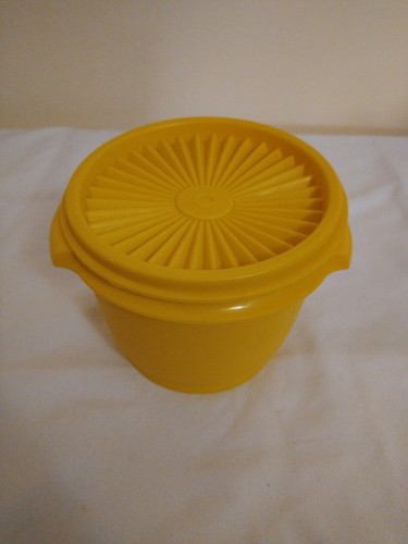 Vintage Tupperware Yellow Bowl 886-224 with Lid 812-54 Made in USA | eBay