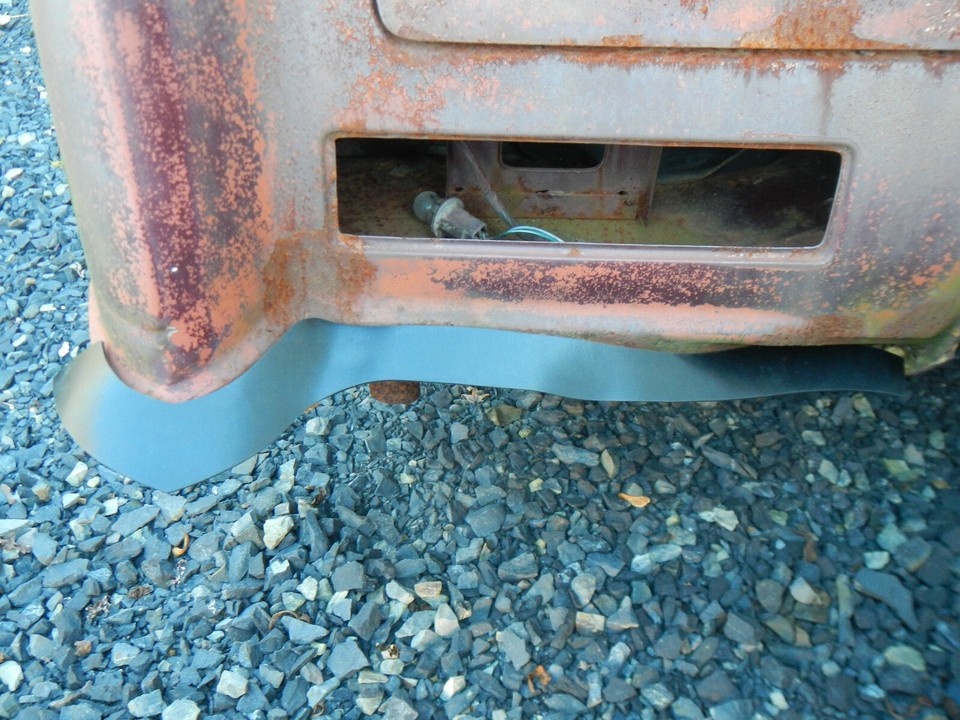 63 64 65 Buick Riviera Rear Bumper Filler Rubber Deflector Behind ...