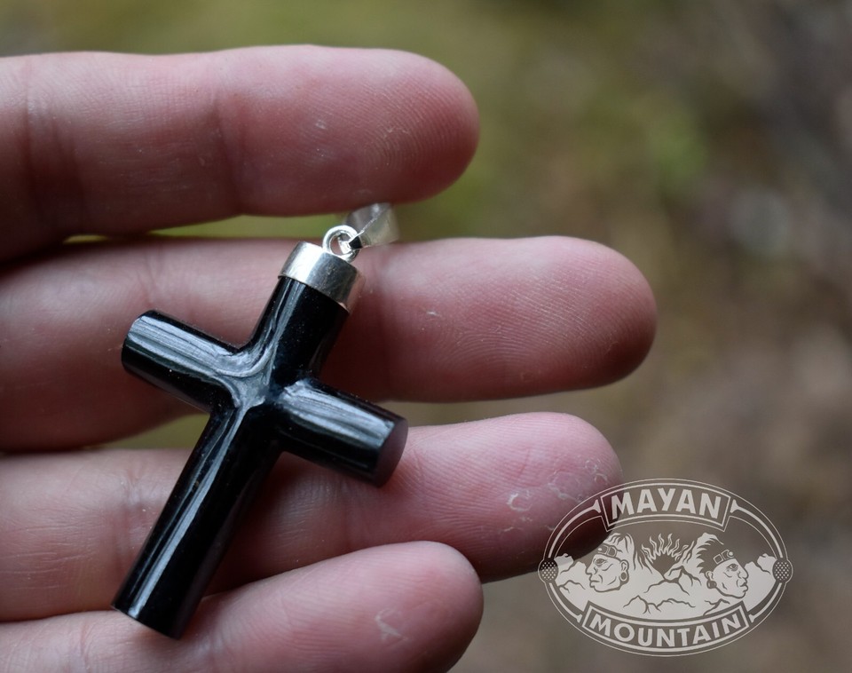 BLACK GUATEMALAN JADEITE JADE CROSS w/ SILVER SETTING Jesus Christ ...