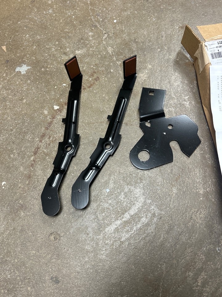 Husqvarna Craftsman Mower Deck Roller Kit | Arm Bracket for 42" LT1000 ...