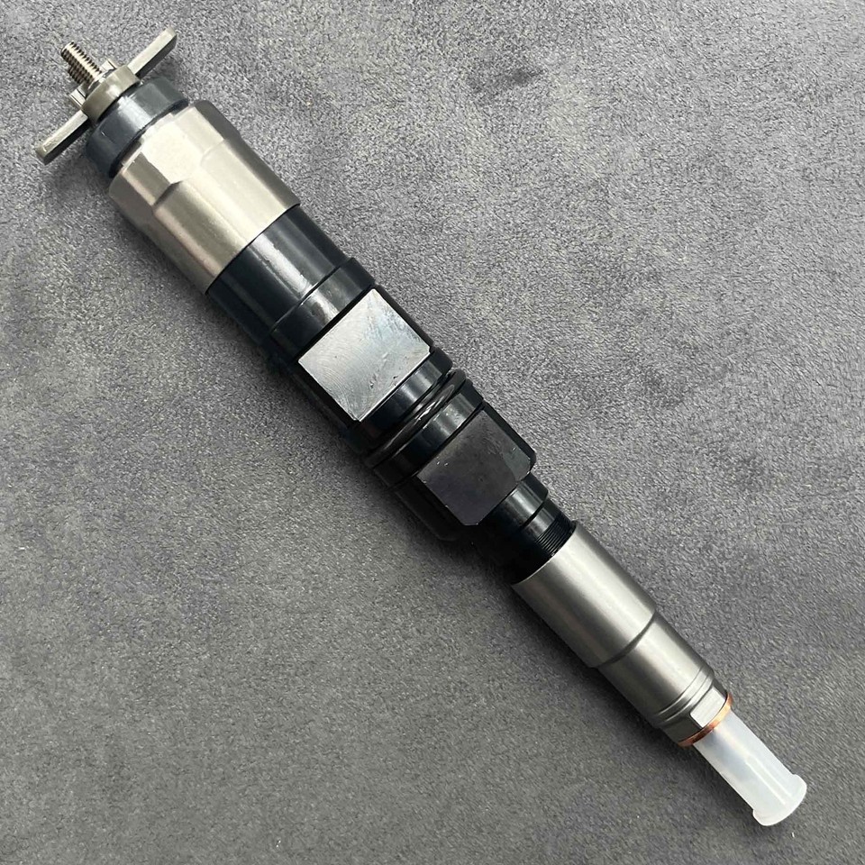 Fuel Injector For JohnDeere 4045 095000-5050 RE516540 RE519730 RE507860 ...