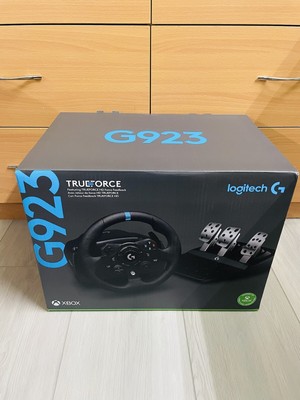 Logitech G923 Racing Wheel and Pedals for Xbox Series X|S, Xbox One and ...