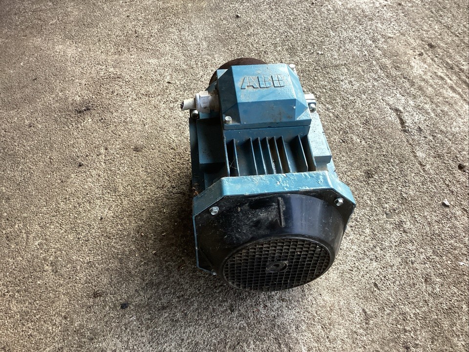 ABB 3 Phase Electric Motor 4KW 2900 RPM Delivery Possible Or Collection ...