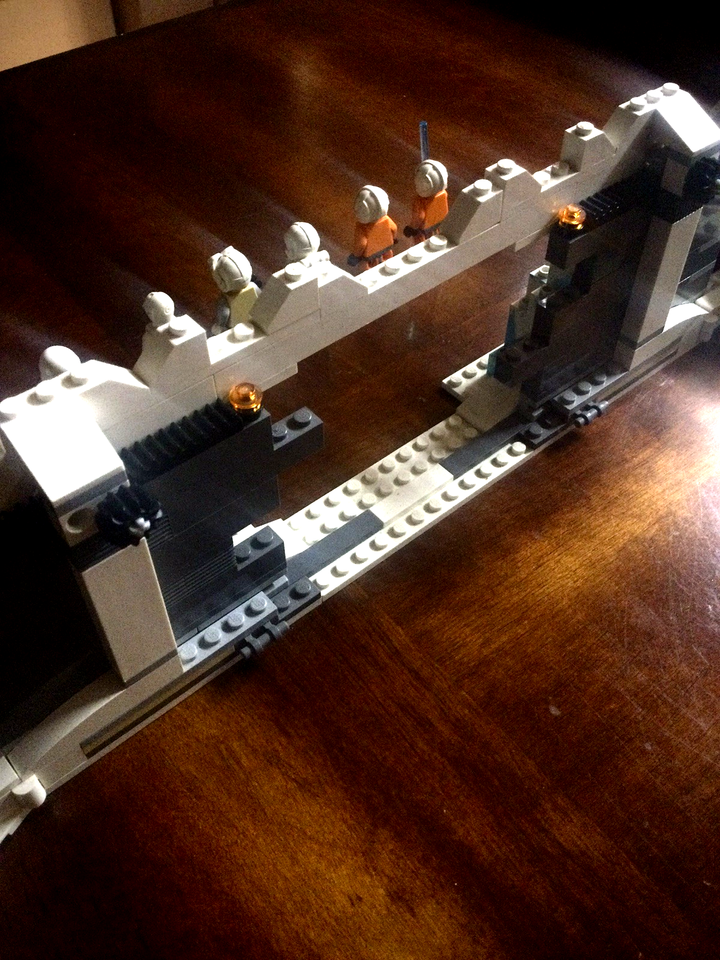 LEGO Star Wars: Hoth Rebel Base (7666) W/INSTRUCTIONAL MANUAL 100% ...