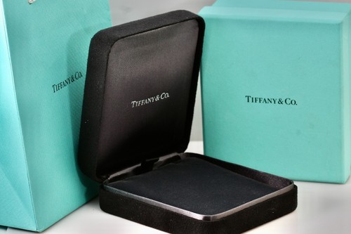 Tiffany & Co. Large Black Suede Silk Necklace Presentation Box Packagi ...