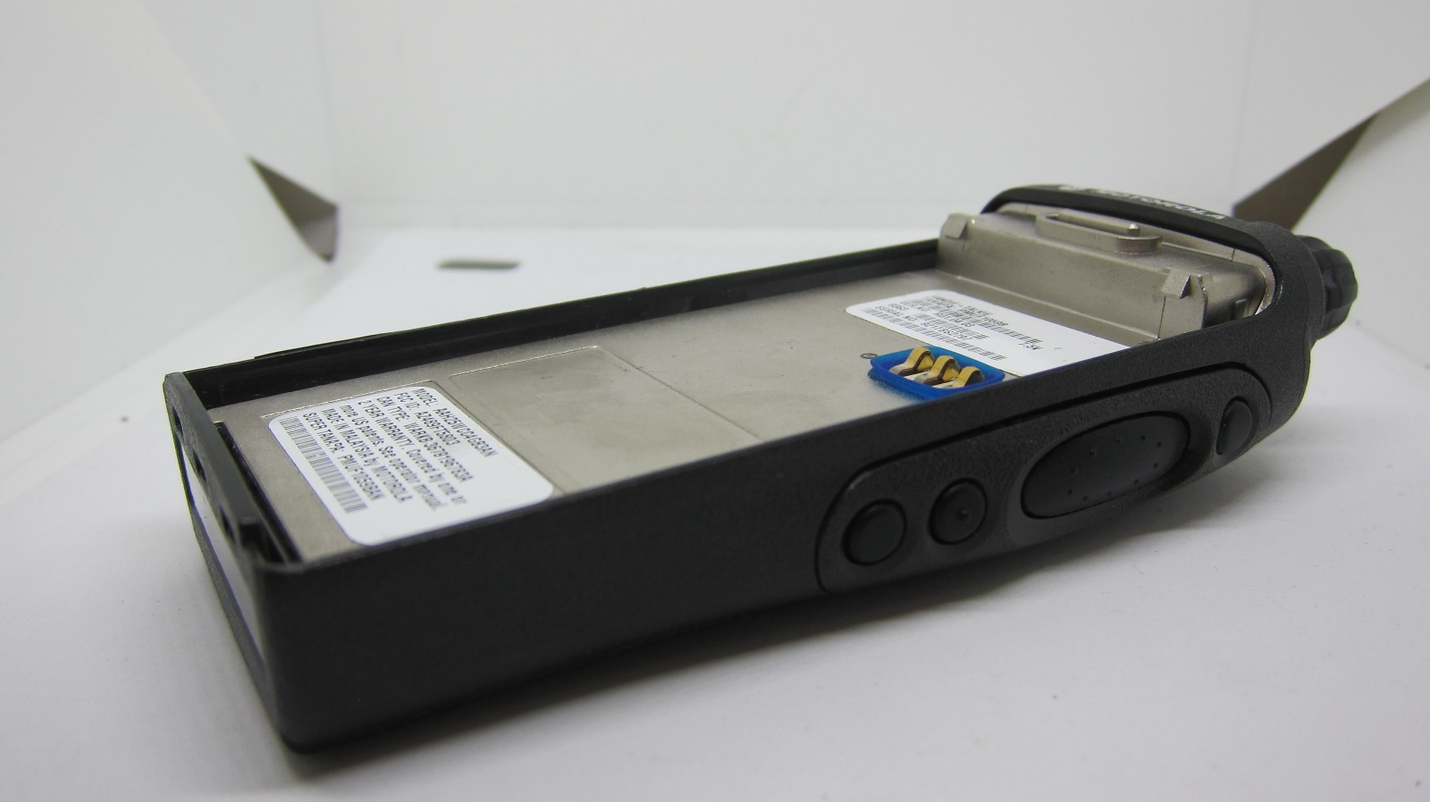 Motorola MTX950 896-902 MHz Two-Way Portable Radio 16-Channel ...