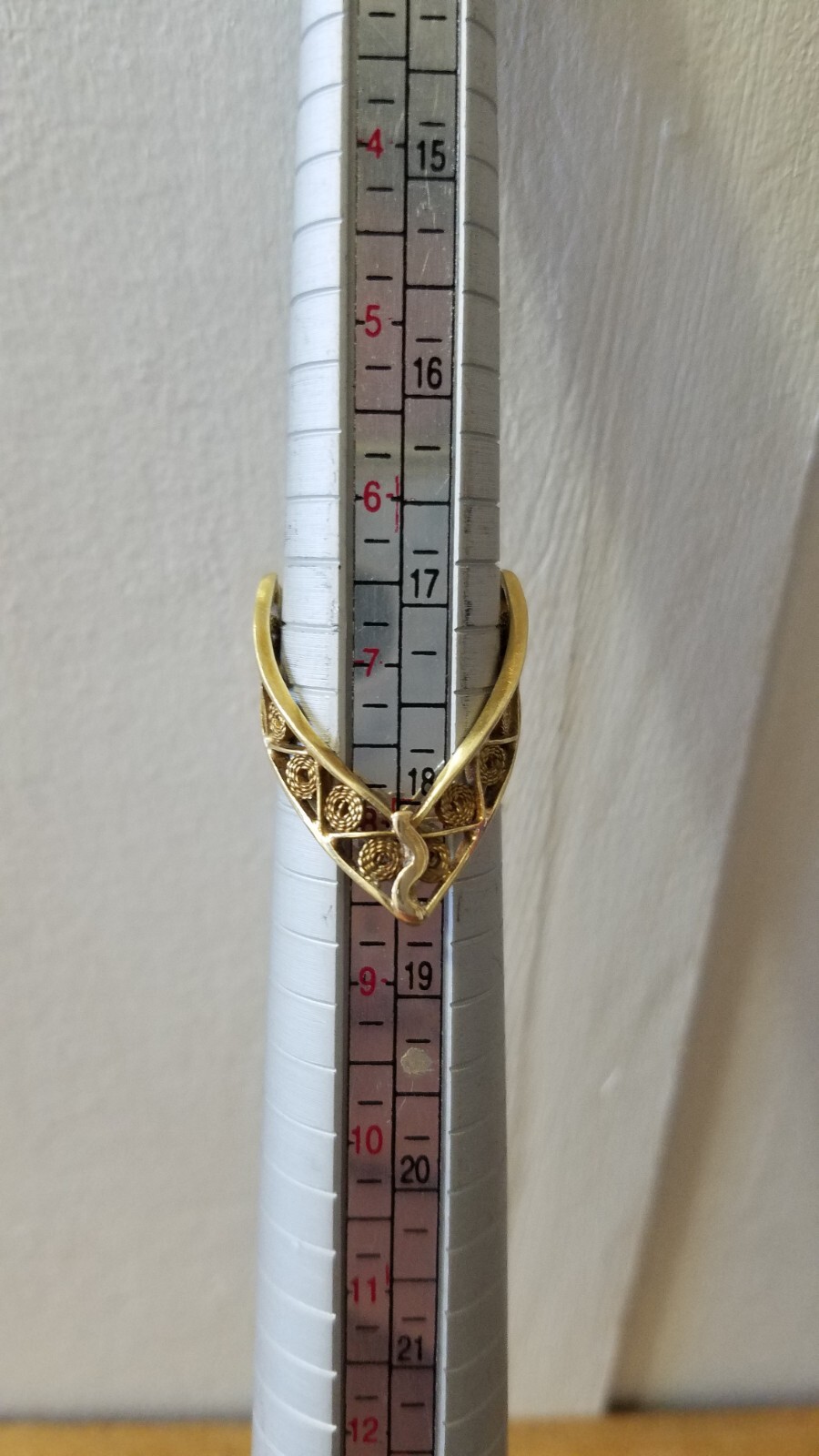 1976 Vtg 70s Liberian African Wedding Ring V Coils 18… - Gem