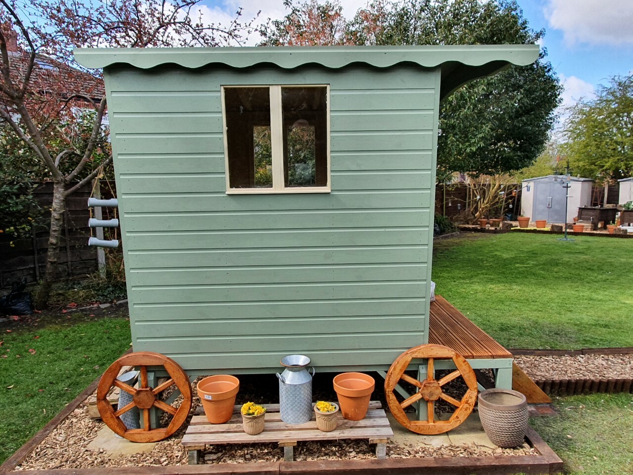 The Shepherdess - Shepherds Hut Style Garden Shack / Summerhouse / Shed ...