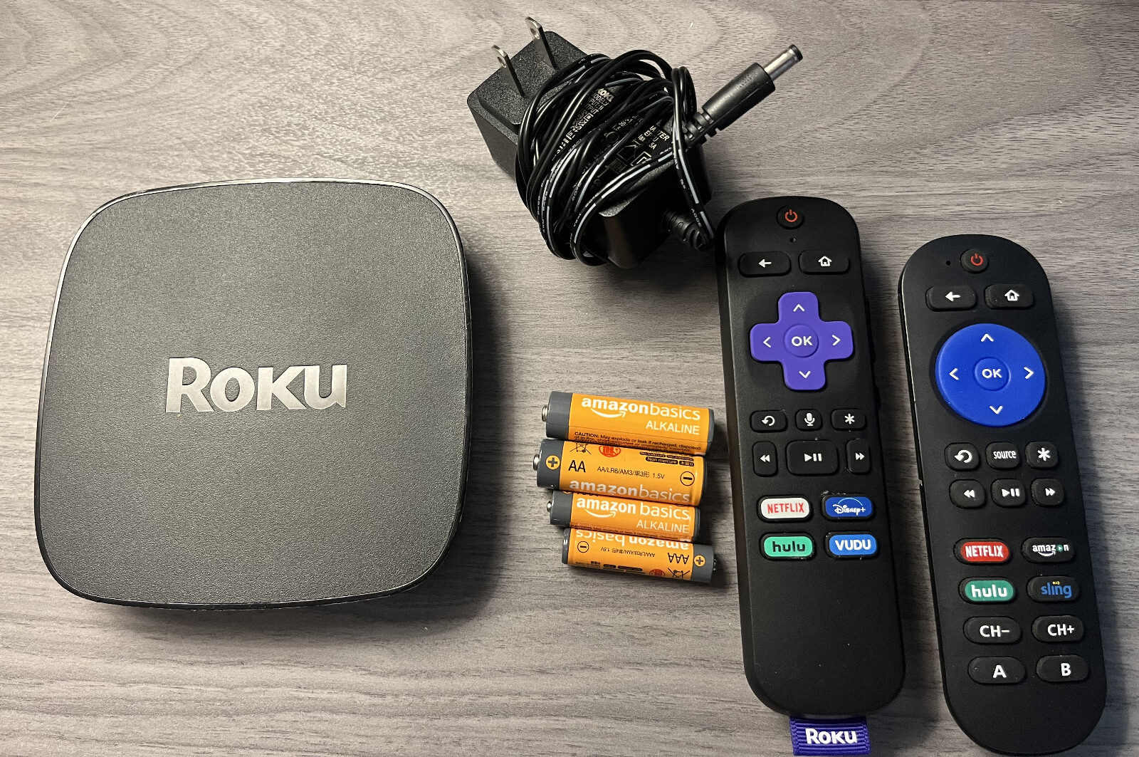 Roku Ultra LT 4662X Streaming Media Player HD 4K + Extra Universal ...