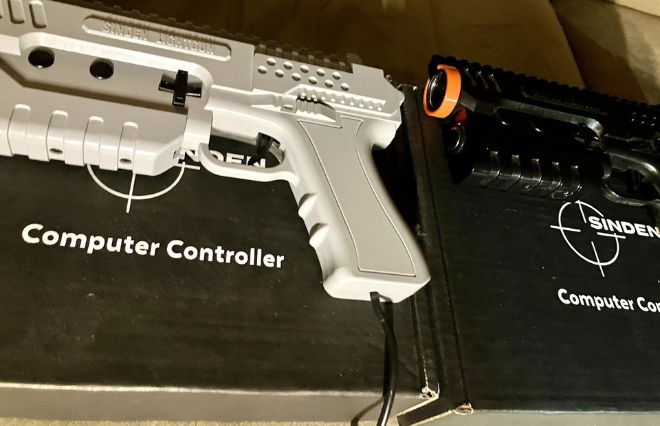 2 Sinden Light Guns &Retro Light Gun PC( Loaded with Shooters)*READ ...