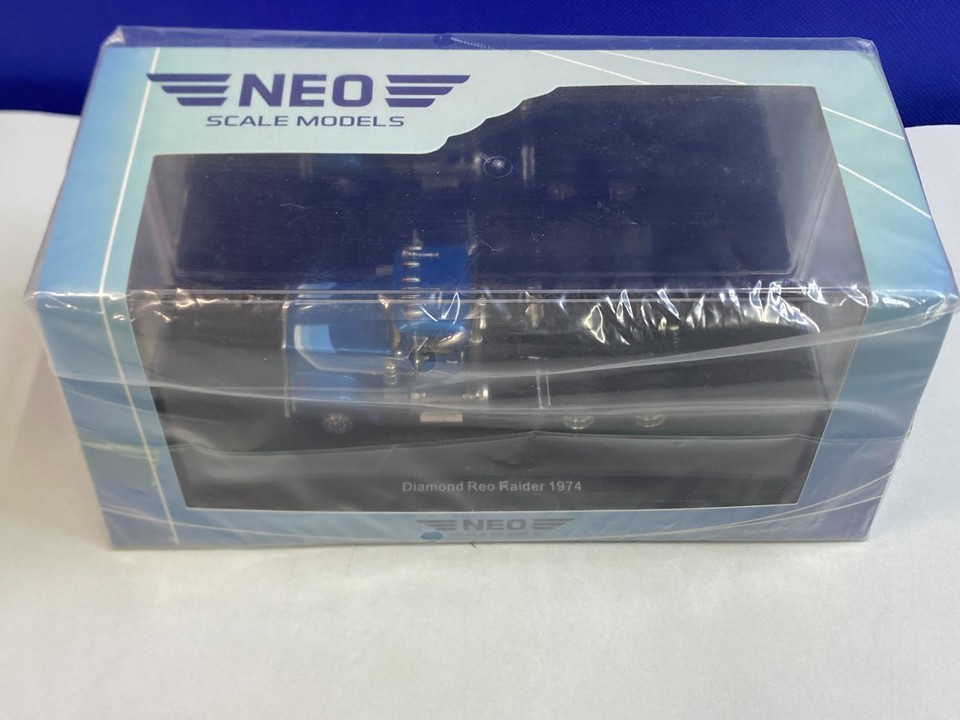 NEO SCALE MODELS 1/64 SCALE LIGHT BLUE 1974 DIAMOND REO RAIDER SEMI | eBay