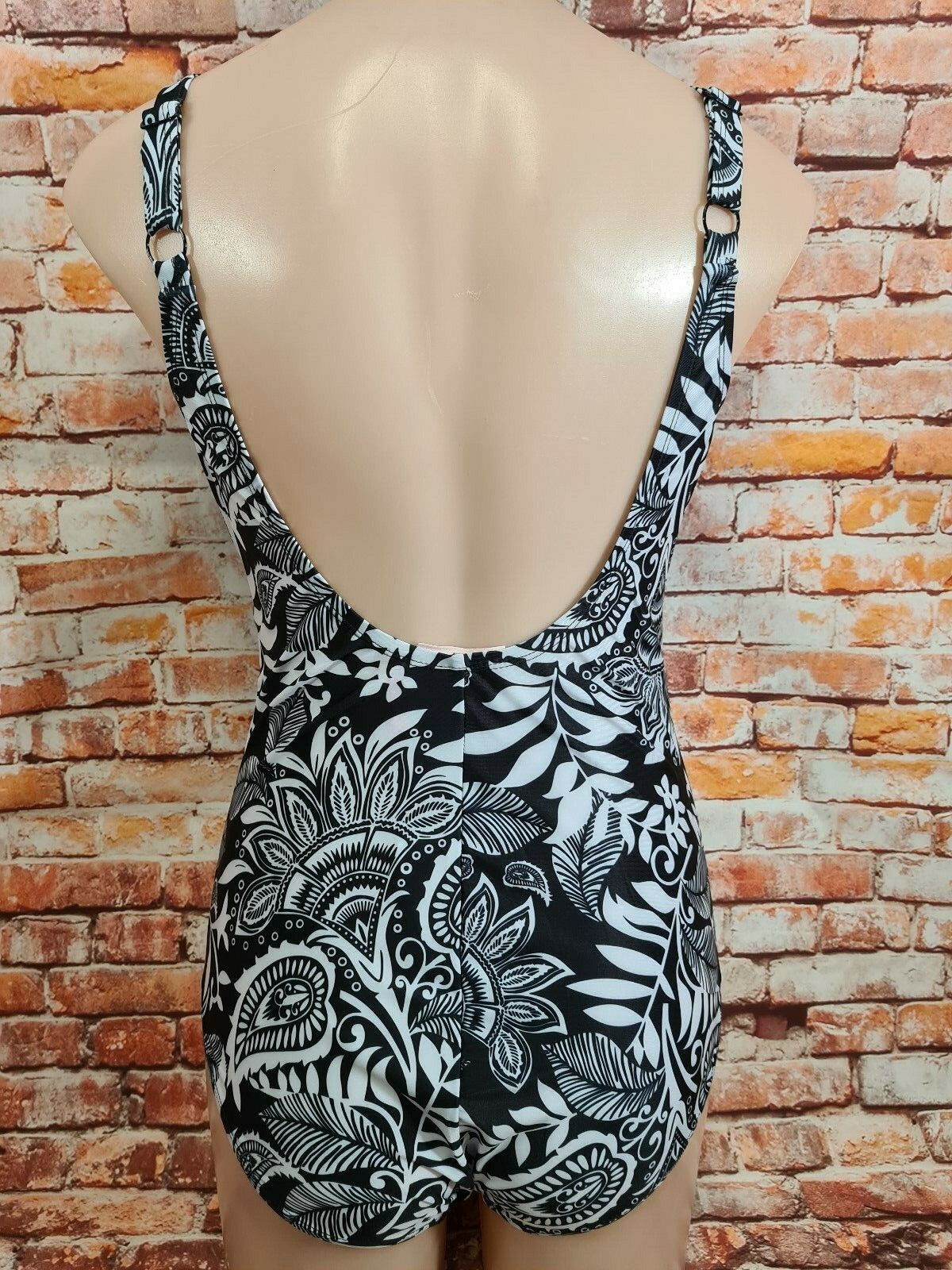 BNWT Ladies Sz 10 Millers Mono Hawaiian One Piece Black Grey Bather ...