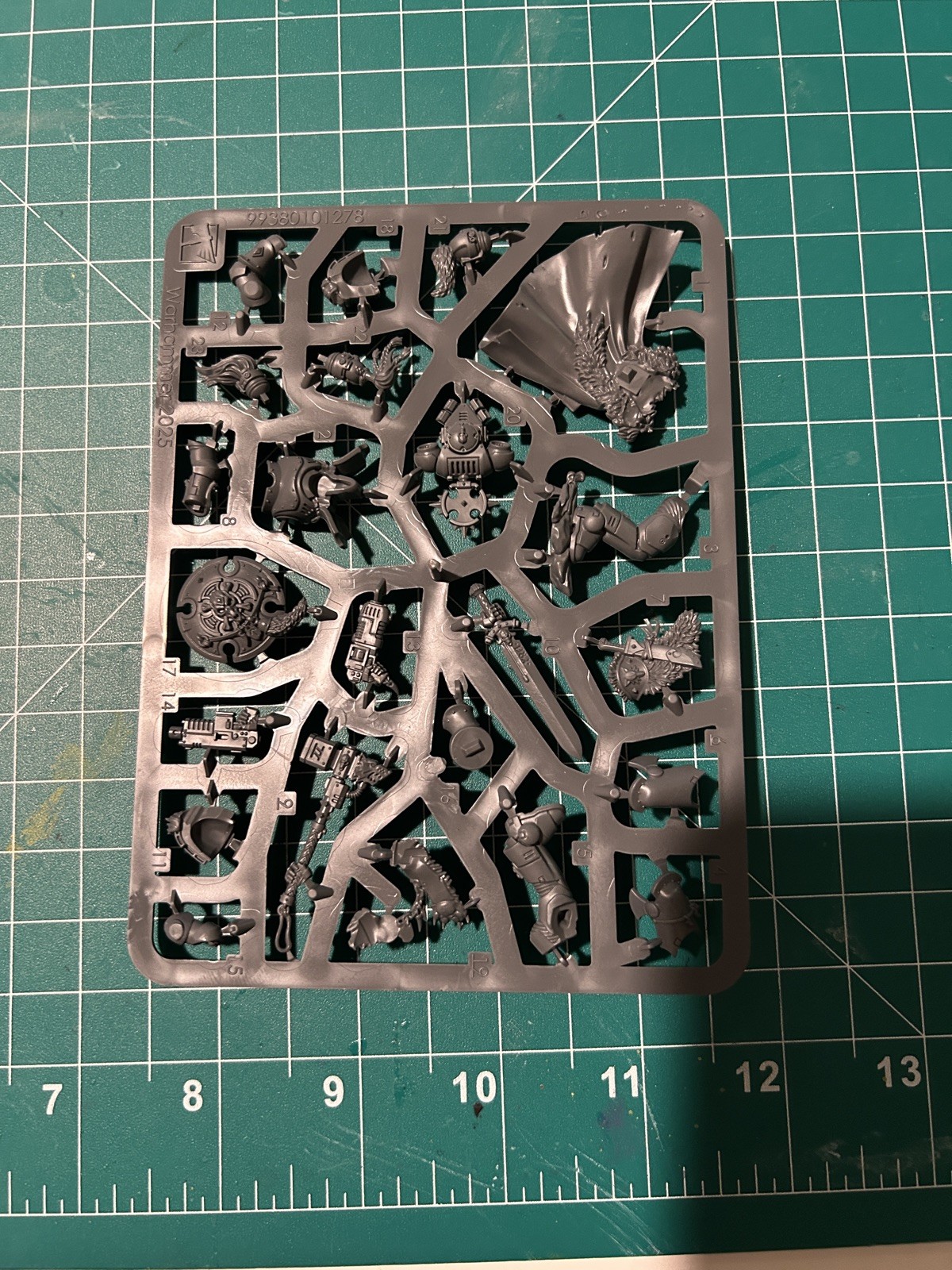 Warhammer 40k Space Wolves Wolf Guard Battle Leader New On Sprue GW ...