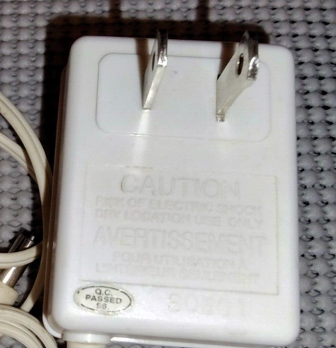 Yuyao Simen Town Wanji WJ-Y350450300D Class 2 Power Supply Adapter ...