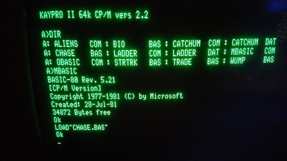 Kaypro II (2) System/bootdisk 5 DISKS (basic) games, The Word+ ...