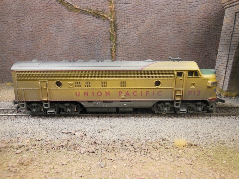 HO SCALE UNION PACIFIC UP 912 FP7 LOCOMOTIVE CUSTOM WEATHERED | eBay
