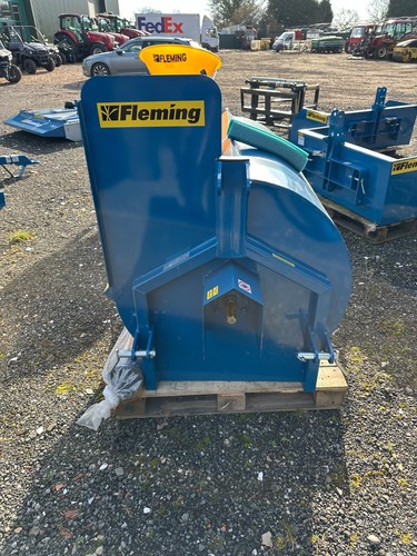 MINI MUCK MANURE SPREADER FLEMING £1250 + VAT + FEES | eBay UK