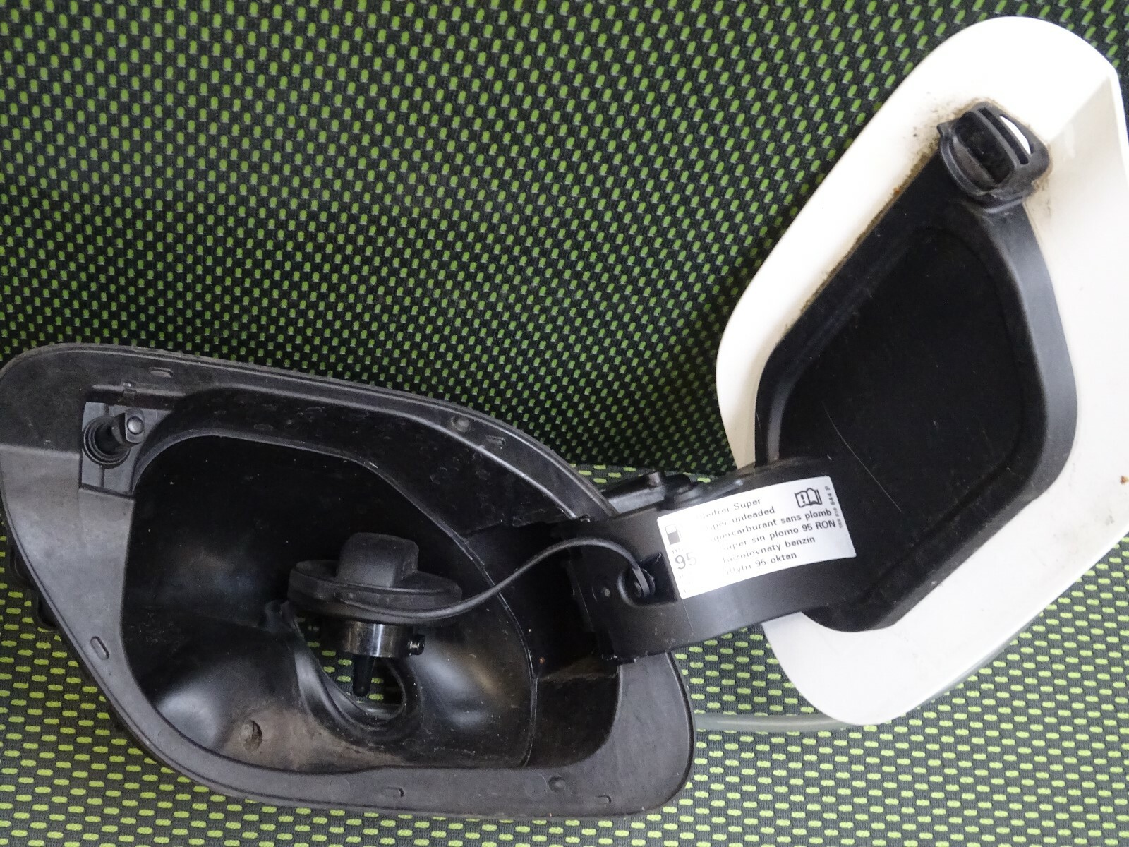 Original VW Golf Sportsvan Tankdeckel Tankklappe L0K1 Oryx Weiss ...