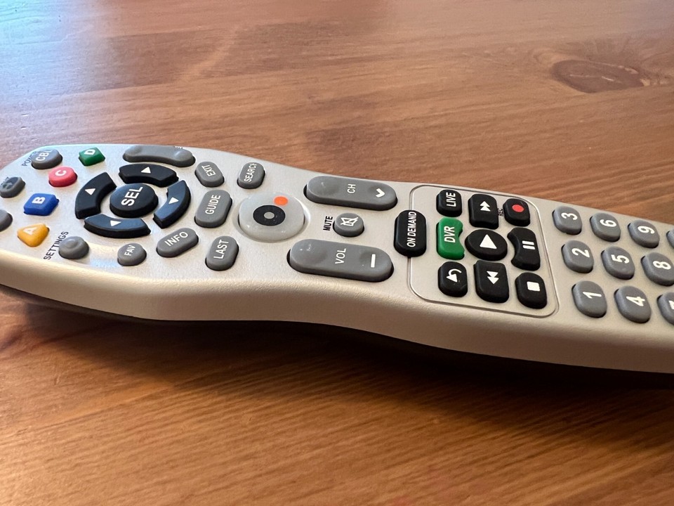 Cablevision Optimum Model URC 2464 B00 Universal Remote Control Great ...